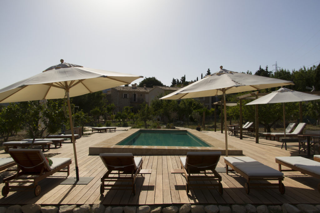 The Pink Pepper Tree Hotel, Mallorca - Barts Boekje