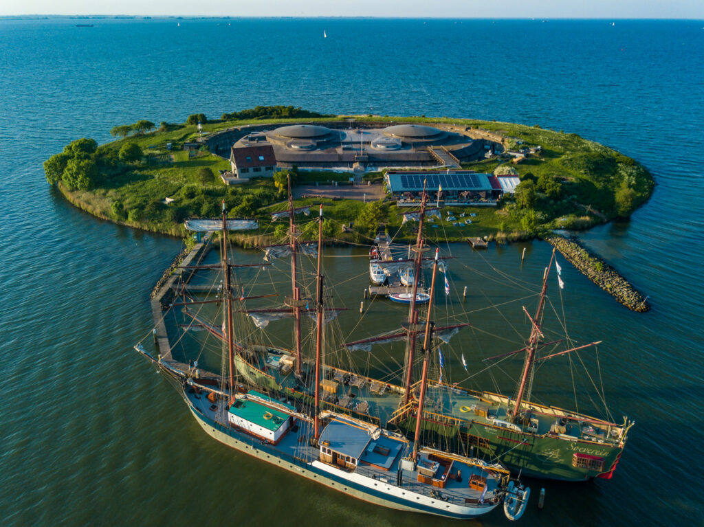 Taste Pampus Amsterdam - May 9 to 12, 2024 - Barts Boekje