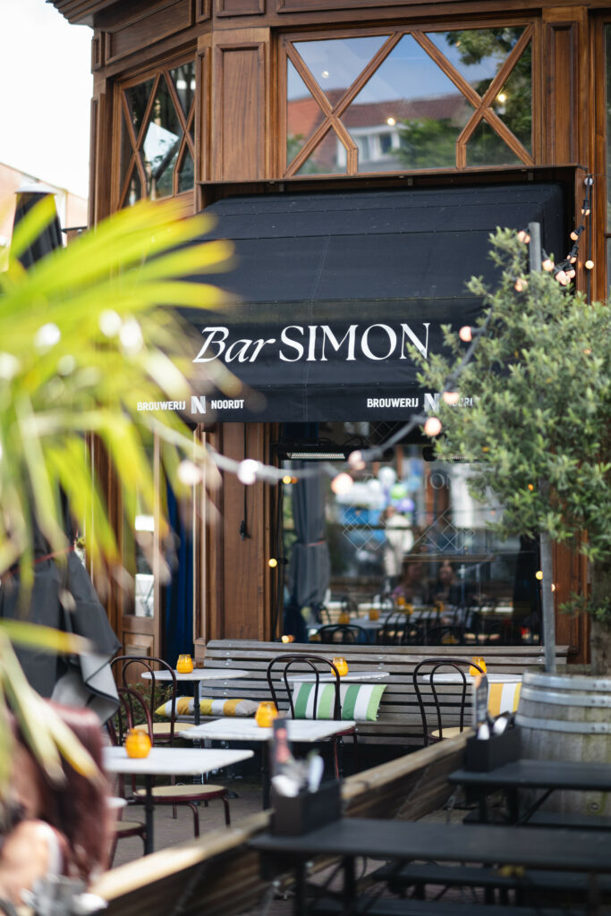 Bar Simon: French flair and Rotterdam cosiness - Barts Boekje
