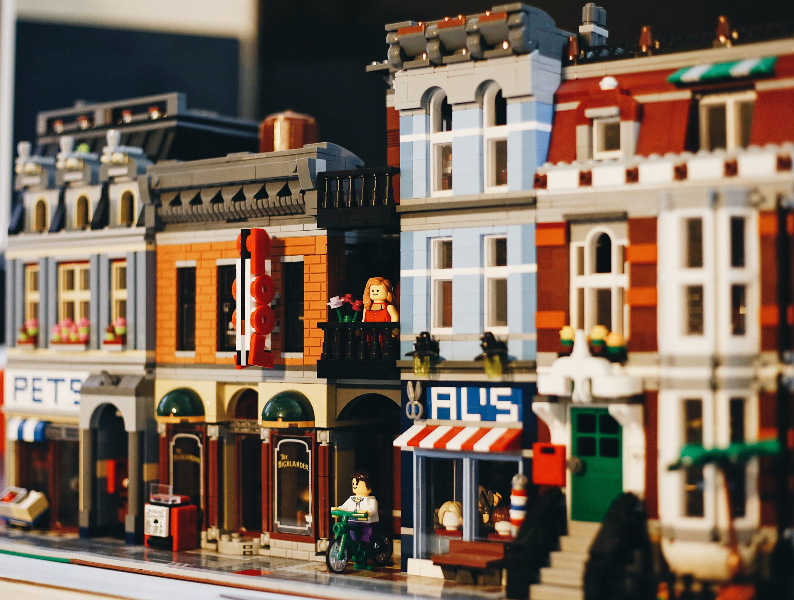 De LEGO store in Amsterdam is een hit voor jong en oud - Barts Boekje