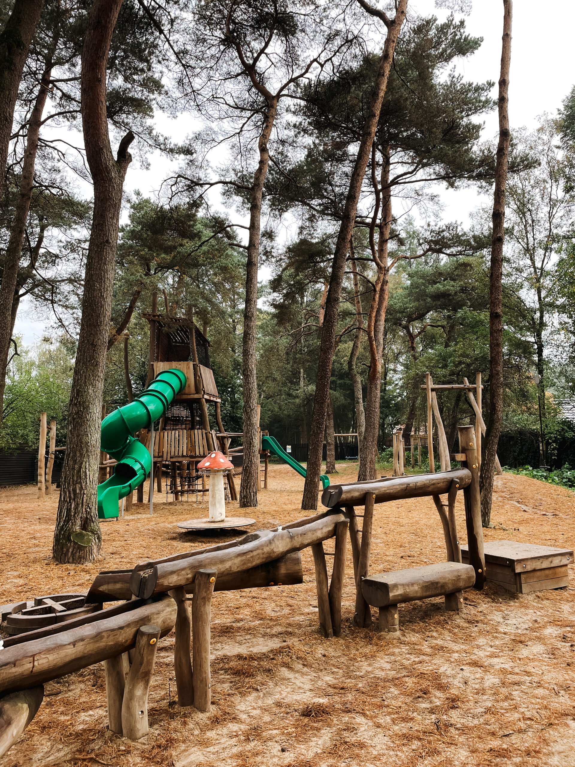 Het is ook ons weekend! Een speeltuin mét fijn restaurant midden in de ...