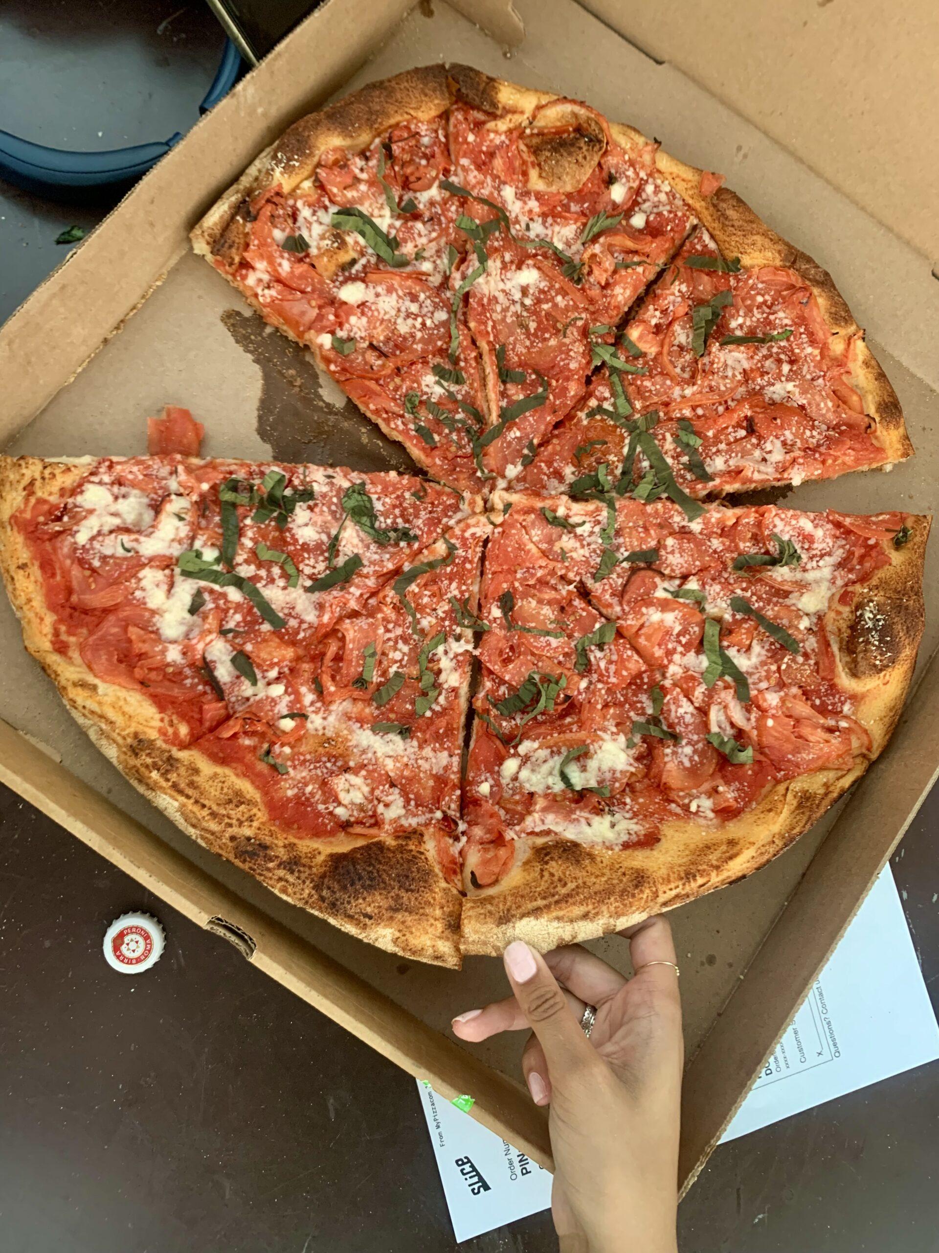 Boston's beste pizza hotspots - Barts Boekje