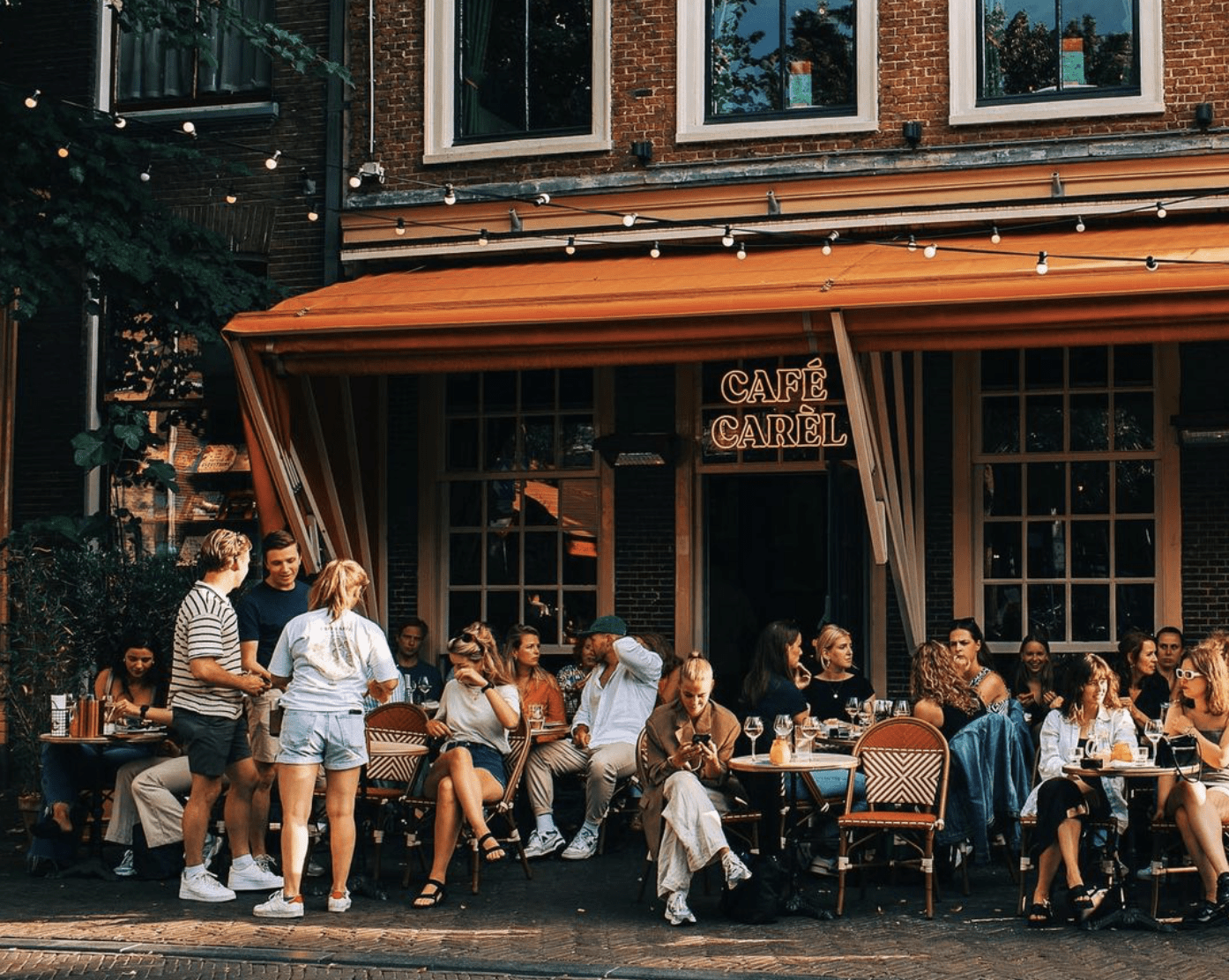 Ambiente parisino en Utrecht: Café Carèl - Barts Boekje