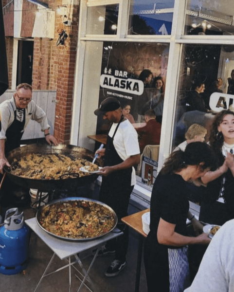 Bar Alaska vind je in Rotterdam en is geïnspireerd op Berlijn - Barts ...