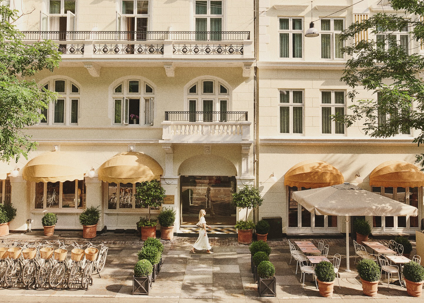 Sí, sí, Hotel Bella Grande en Copenhague - El folleto de Bart