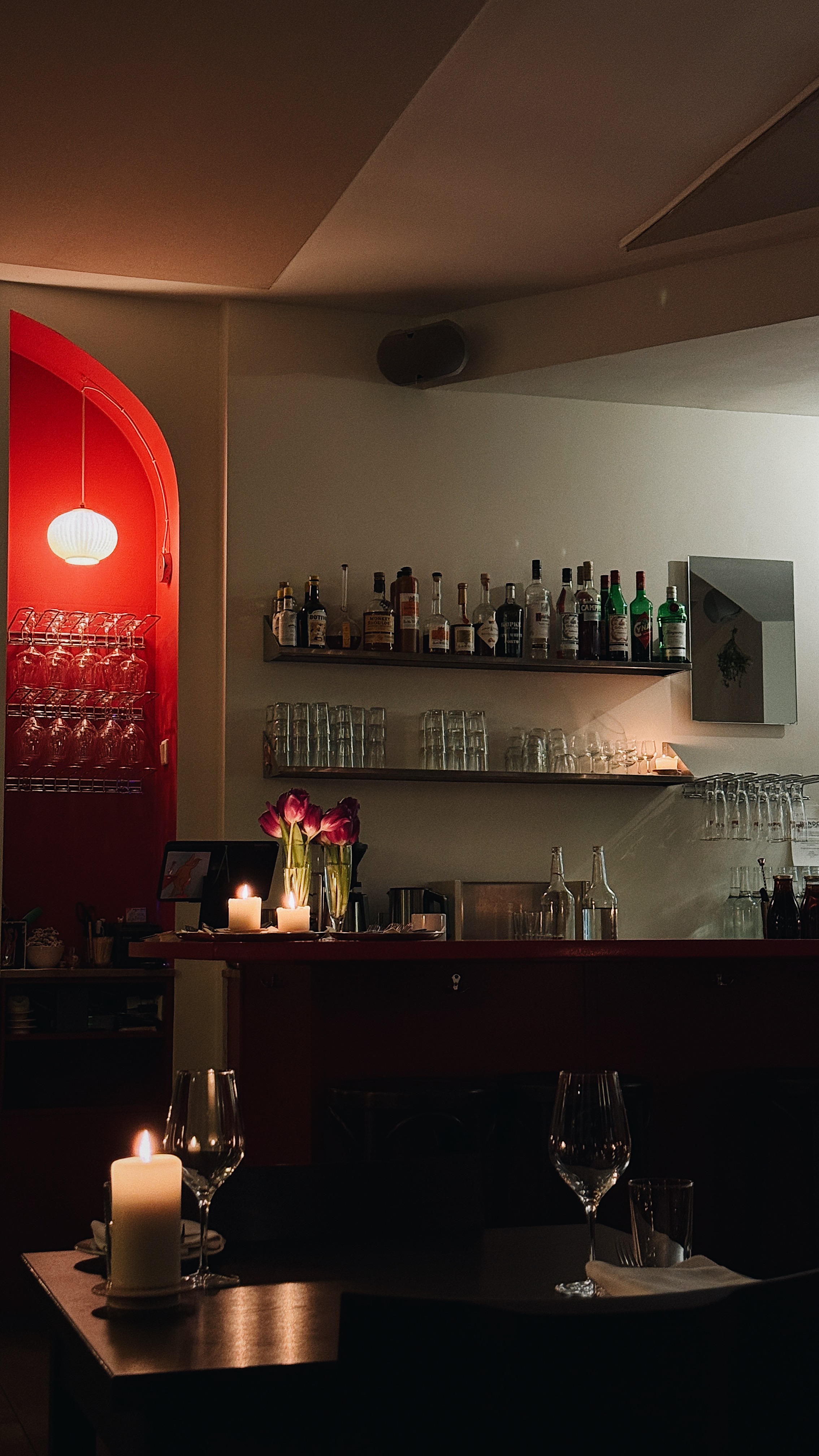 El nuevo clásico en el Zeeheldenbuurt de Ámsterdam: Rondo - Bart's Booklet